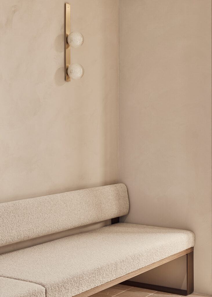 Elite Spinal Quay Quarter • Tom Mark Henry