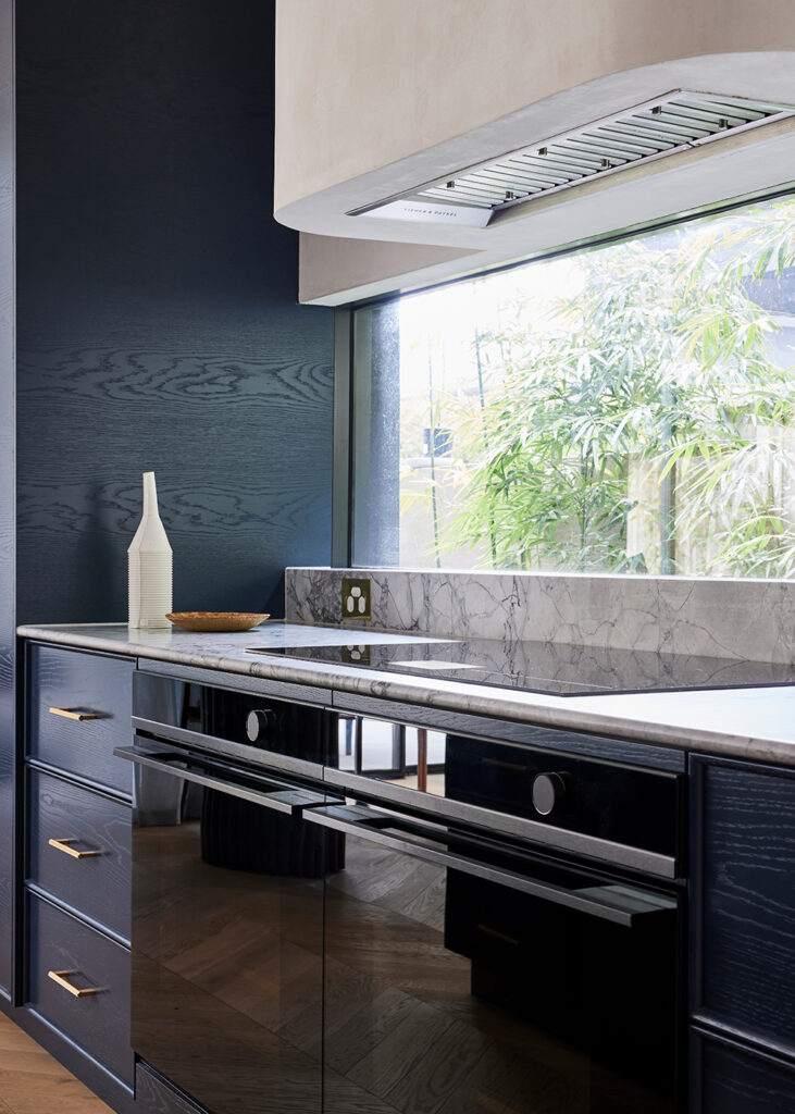 Balfour Residence • Tom Mark Henry