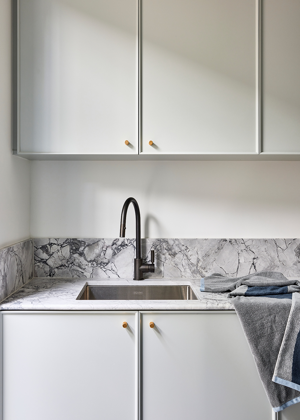 Balfour Residence • Tom Mark Henry
