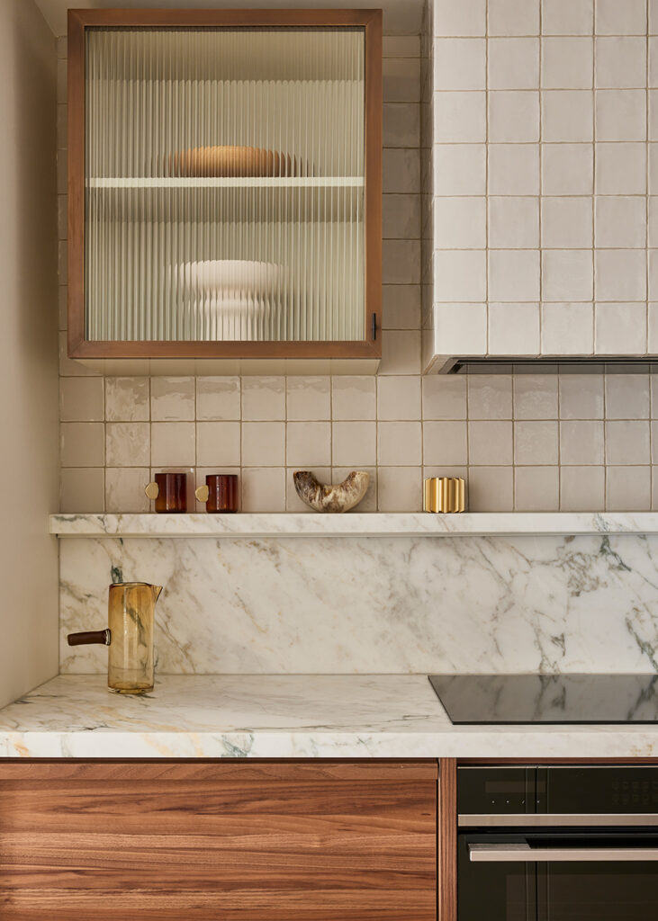 Renny Street • Tom Mark Henry