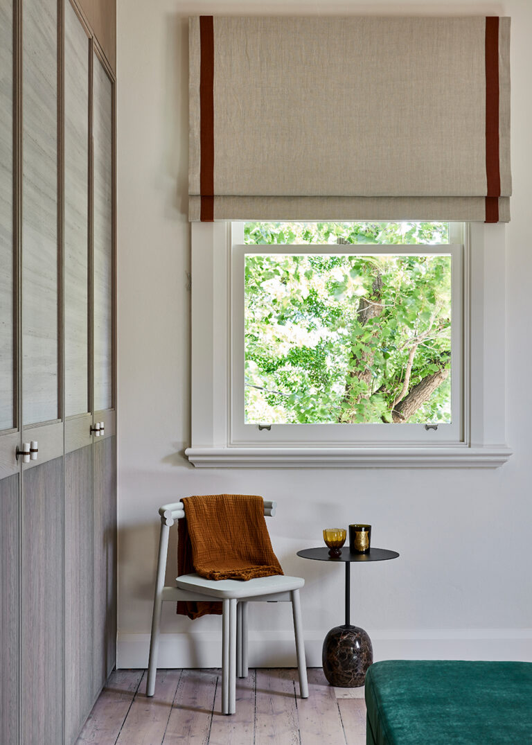 Renny Street • Tom Mark Henry